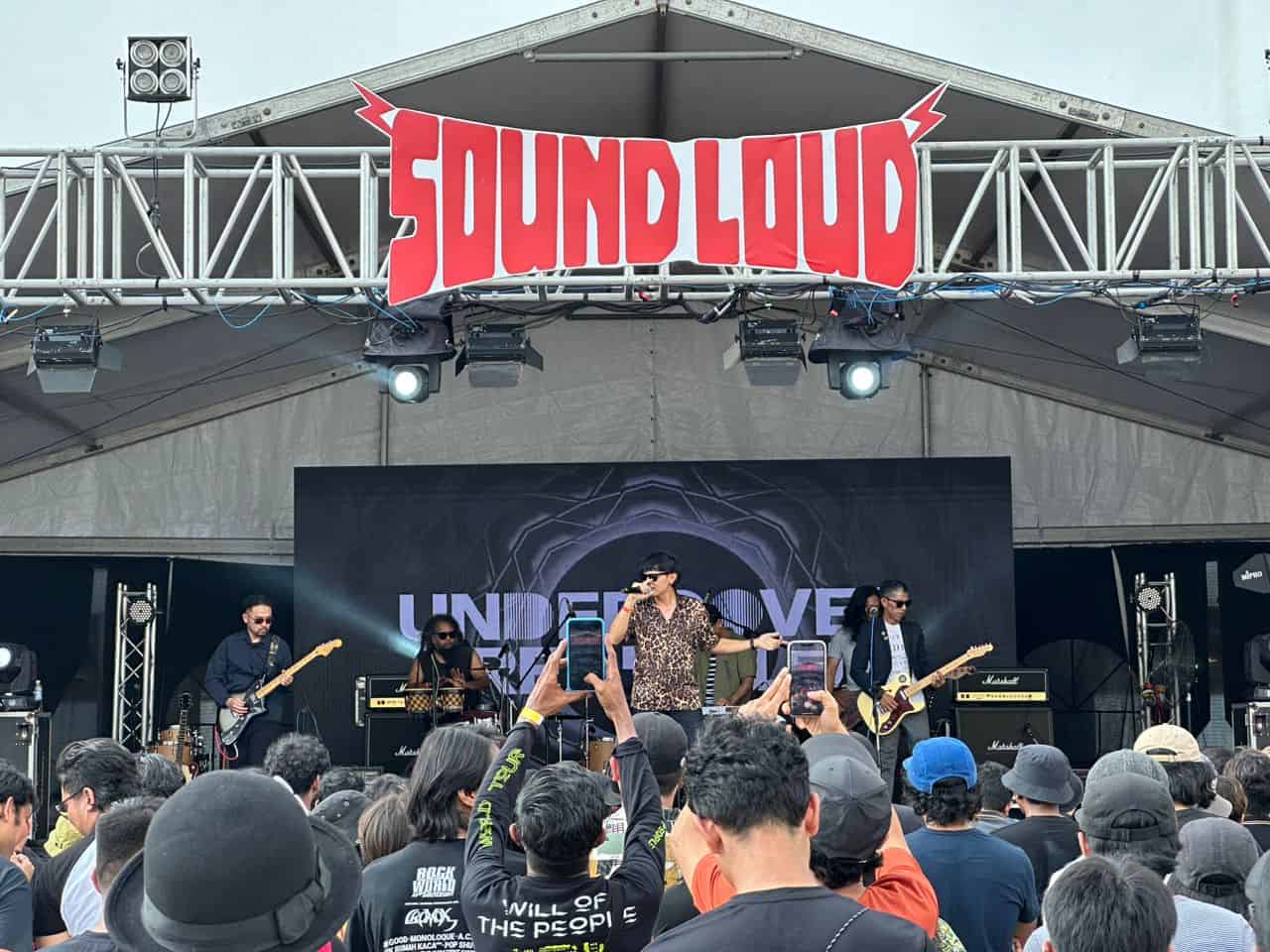 Atas Angin Festival 2023: 4 pentas, 75 artis, Satu Hari yang Penuh ...